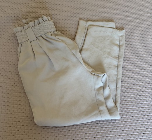 Zara pantalone