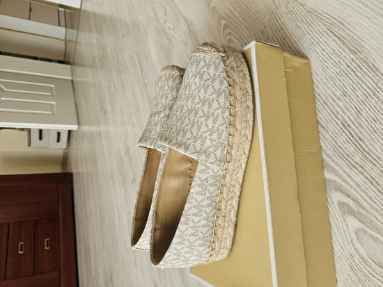 Michael Korse espadrile