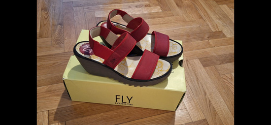 Fly London sandale