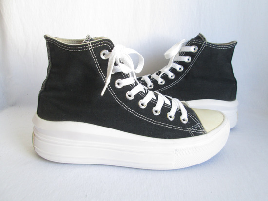 PATIKE NA PLATFORMU "CONVERSE" 40