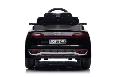 Dečiji auto na akumulator - Audi S Q 8 Licencirani - Crni