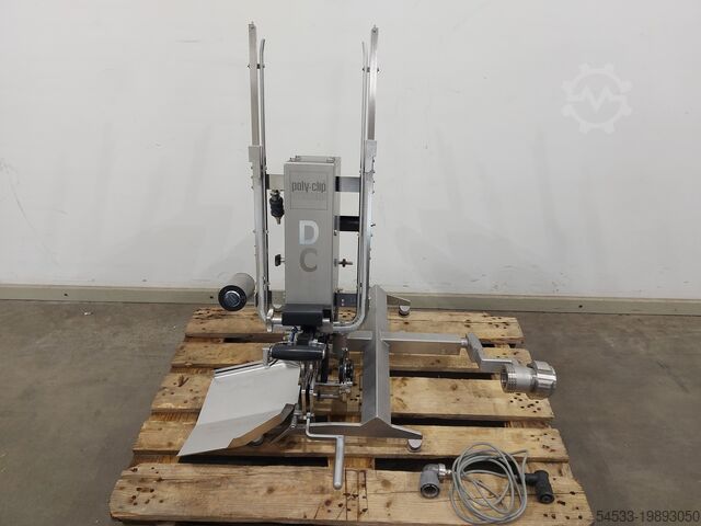 Kliping mašina
Poly-Clip DC 600