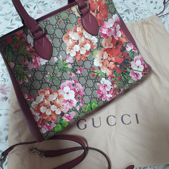 Gucci GG Supreme Blooms Torba