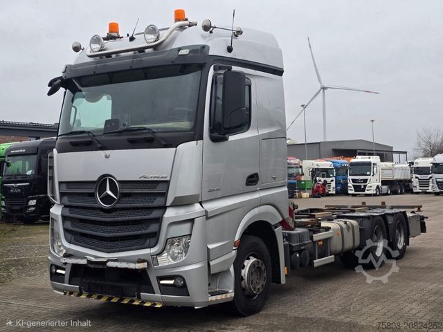 Kamion sa zamjenjivom nadogradnjom
MERCEDES-BENZ Actros 2648 6x4 BDF Big Space ACC
