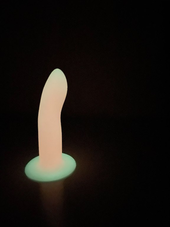 Light Keeper dildo
