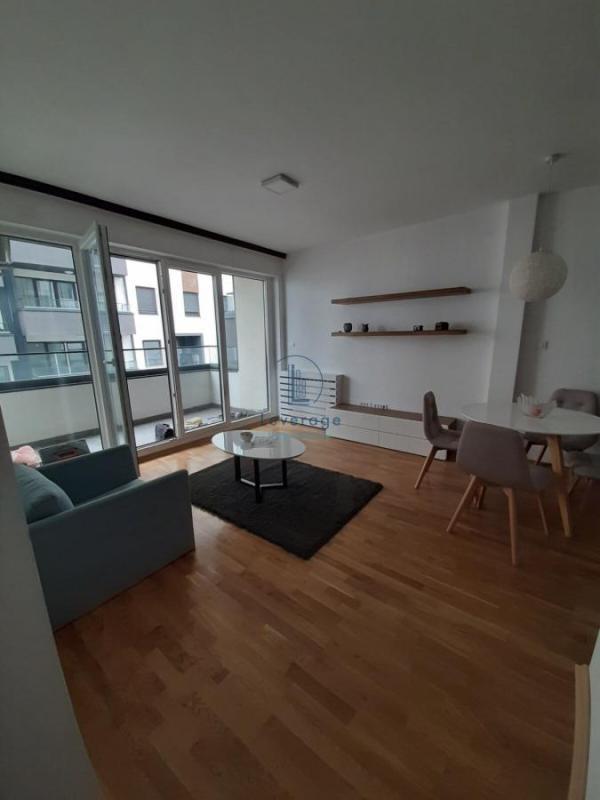 Dvosoban stan na prodaju, 44m2, 135.000€