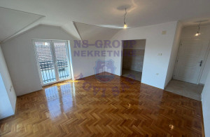 Prodajem Stan-Apartman, Čelarevo, Novi Sad Okolica