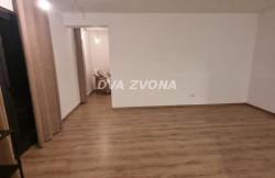 NOVOSAGRAĐENA Vikend Kuća 87 m² sa placem 8 a u Čortanovcima