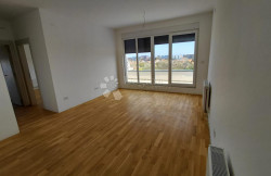 Stara Pazova, penthaus, 4.0, 69 m2 + 30 m2 terasa, novogradnja