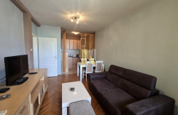 Dvosoban stan 36 m², Grbavica, Novi Sad, 3. sprat