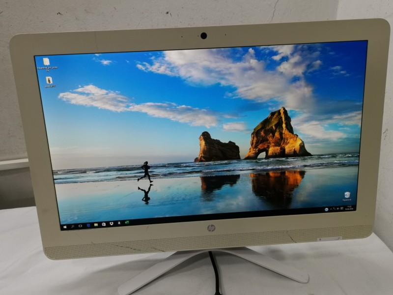 HP All-in-One 22-b050ng AMD A6 = 4GB RAM = 1TB HDD