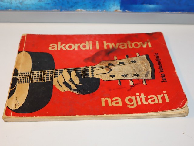 AKORDI I HVATOVI NA GITARI  Žarko Vukosavljević