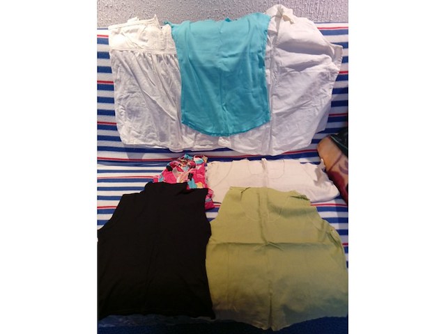LOT,7 letnjih bluza meni male