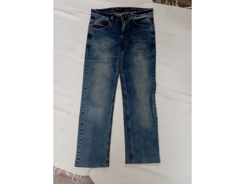 DSQUARED2 vrhunske zenske farmerke 32