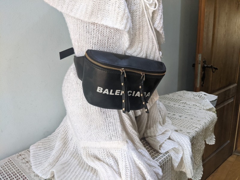 Balenciaga - Bananka model - fanny pack- Unisex