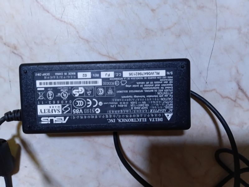 Delta Elektroniks 19v3.42a SADP 65KB B ASUS
