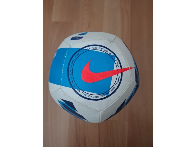 Nike Pitch fudbalska lopta – nova