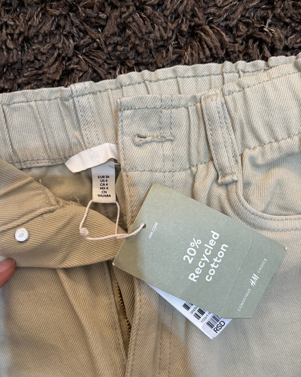H&M pantalone NOVO