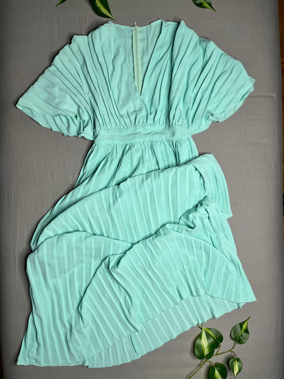 Shein mint plise haljina, S, NOVO