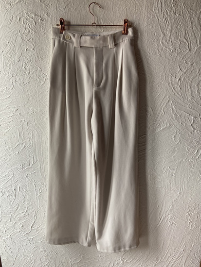 Stradivarius pantalone sirokih nogavica S/M