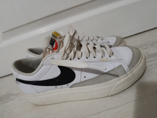 Nike blazer low platform,original 38,snizenooo