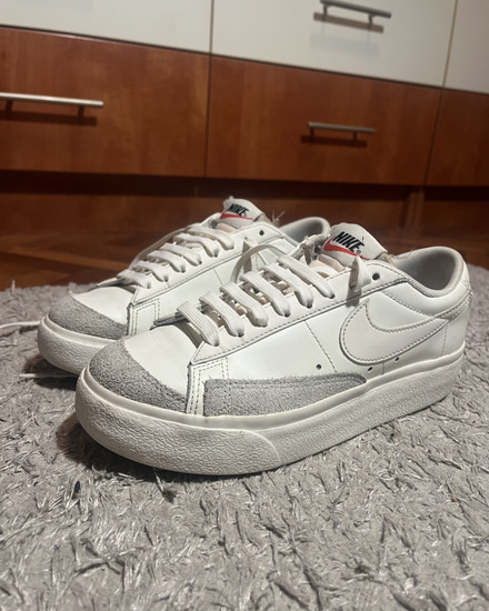 Nike Blazer low platform
