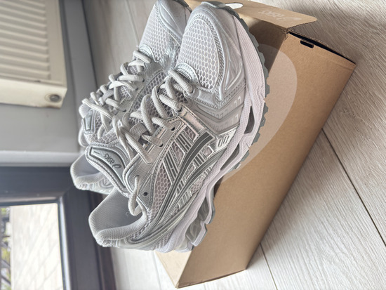 Asics Gel Kayano 14 9000 vikend akcija