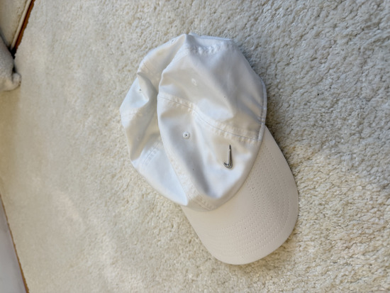 Nike kačket