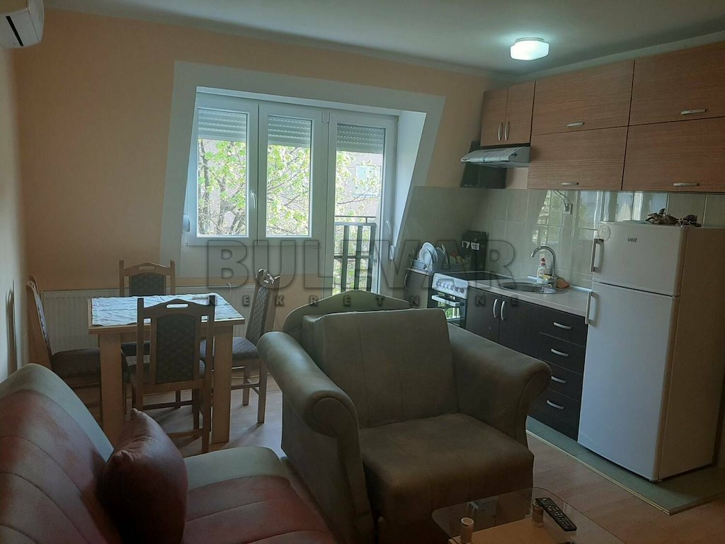Garsonjera, Niš - Palilula | Izdavanje · 34m² · 250€