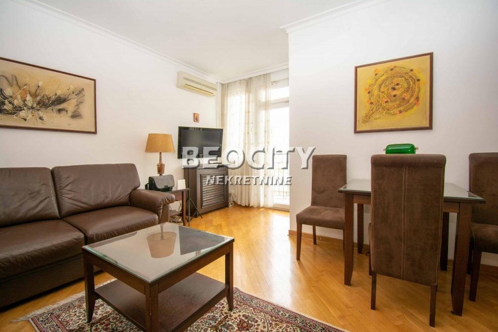 Dvosoban stan, Beograd - Vračar (centar) | Izdavanje · 32m² · 600€