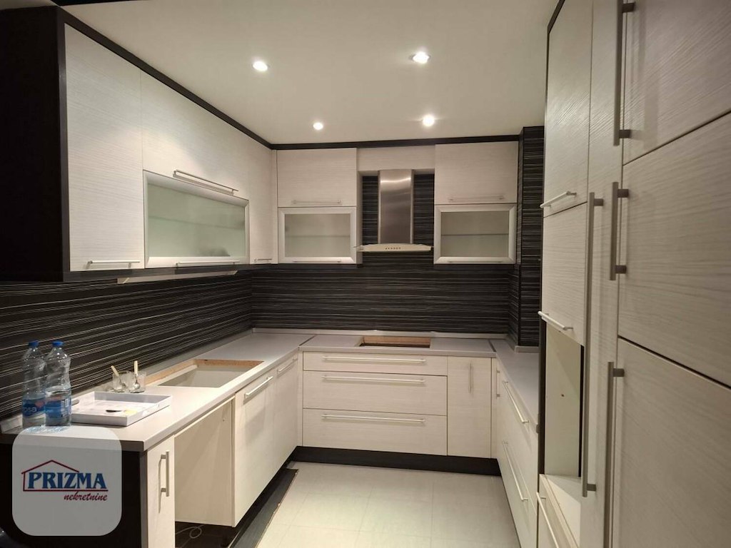 Trosoban stan, Paraćin | Prodaja · 88m² · 99.000€