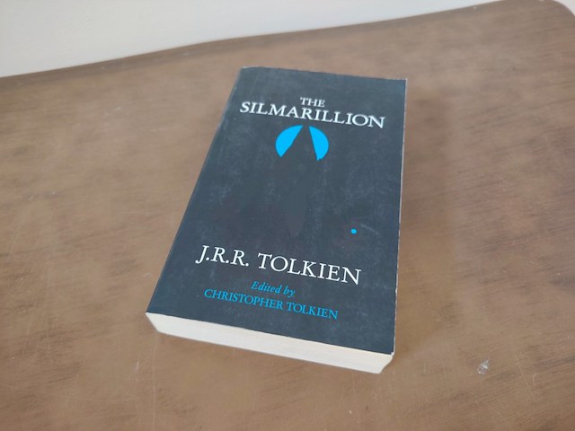 J. R. R. Tolkien - The Silmarillion