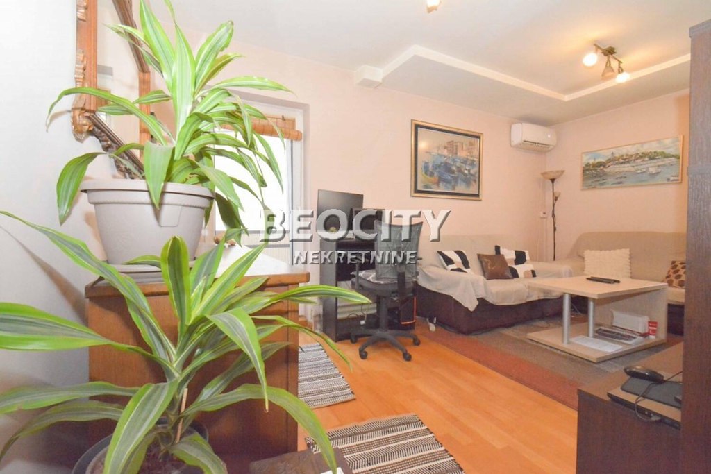 Kuća, Beograd - Zemun (gornji Grad) | Prodaja · 86m² · 238.000€