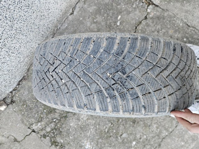 Hankook 205/50 R17 dot 2025