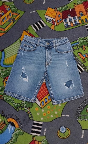 Zara jeans bermude sorc za decake 140
