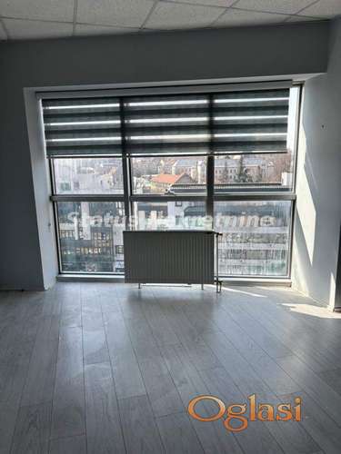 Garsonjera 32 m², Centar, Novi Sad, 065/385-88-86