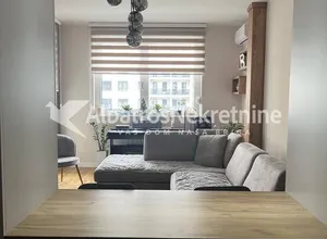 Izdavanje Stan - Beograd, Savski Venac Centar