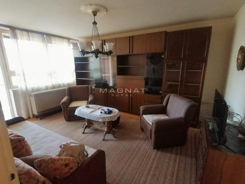 Borča, trosoban, 66m2, I, odmah useljiv ID#5605
118.000 €
