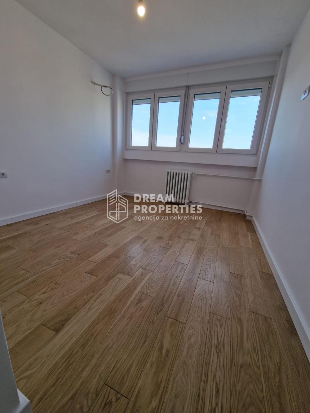 Lux, renoviran, 4.0, 95 m2,odmah useljiv ID#1241
319.000 €
