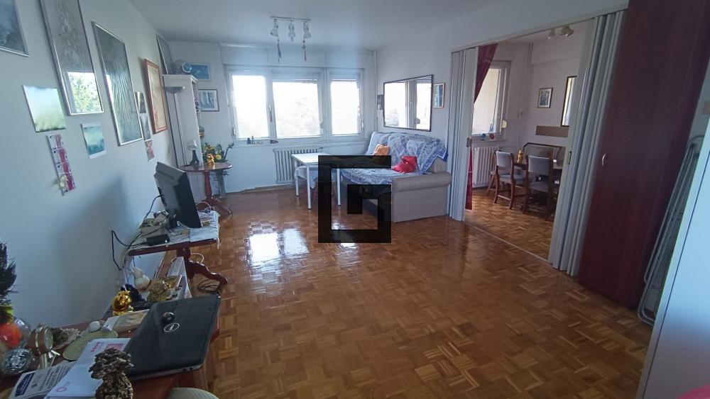 Prostran stan 101 m² u centru Žarkova-odličan ID#1754
269.000 €