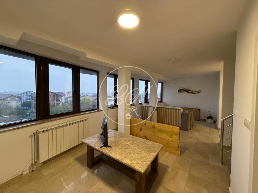 Retka prilika-stan sa jedinstvenim mogućnostima proširenja i uređenja ID#1307
195.000 €