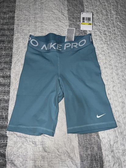 Nike Pro 365 Women's shorts vel. S,M NOVO