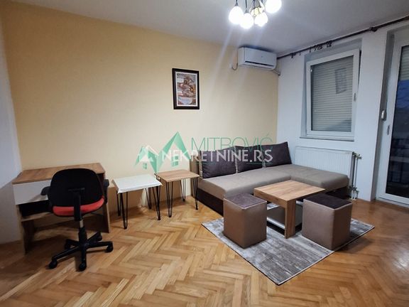Stanovi,NOVI SAD,SOCIJALNO,kv: 30.00, € 320, ID: 9101998