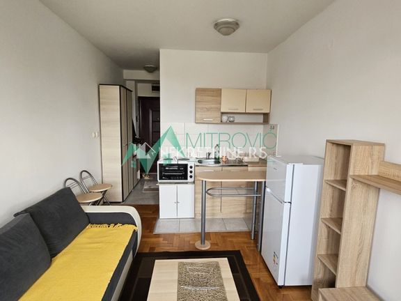Stanovi,NOVI SAD,DETELINARA NOVA,kv: 17.00, € 230, ID: 9102020