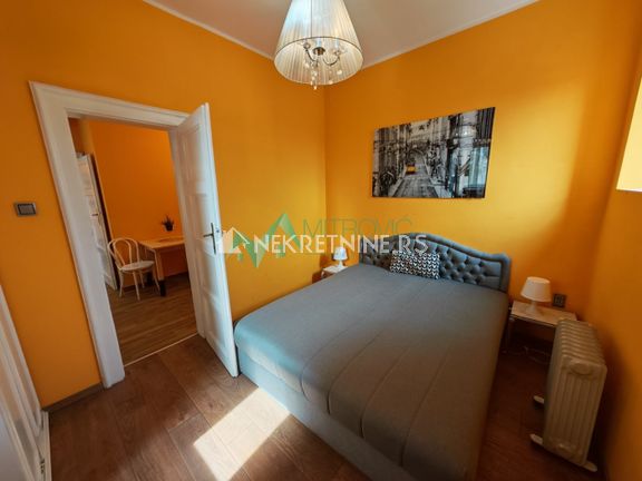 Stanovi,NOVI SAD,CENTAR NS,kv: 30.00, € 350, ID: 9102019