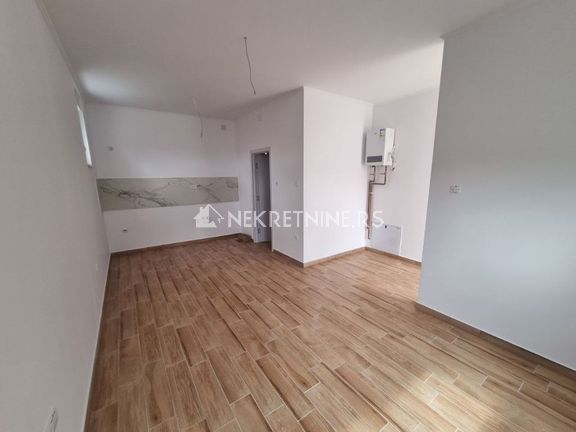 Veternička rampa - ODLIČNA GARSONJERA 26m2