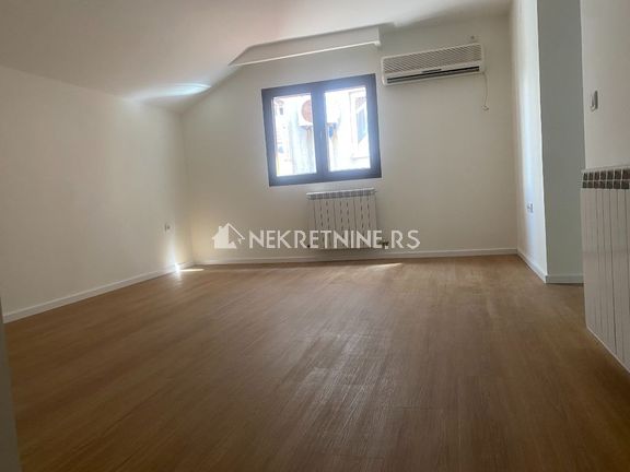 Petlovo brdo 36,30m2
