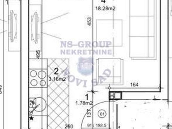 Neverovatna izgradnja, LUX