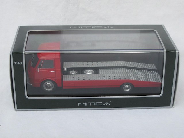 1:43 mitica alfa romeo A12