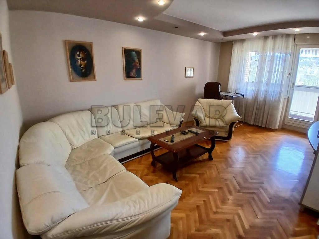 Troiposoban stan, Niš - Marger | Izdavanje · 81m² · 400€